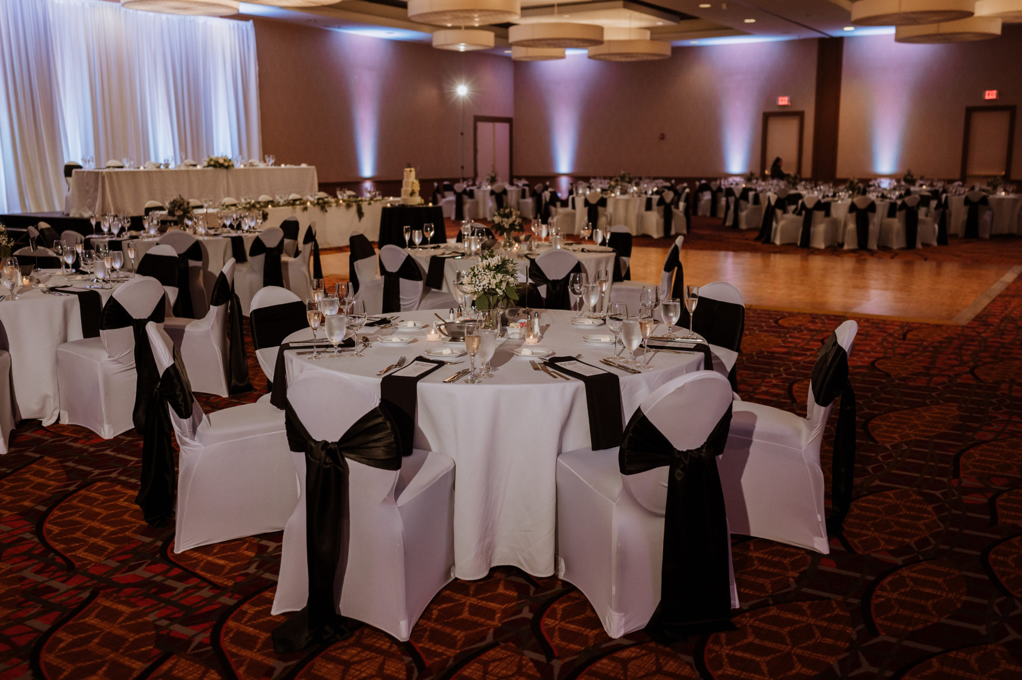 Chicago Marriott Naperville Wedding Venue - Eight Hands Wedding Photography