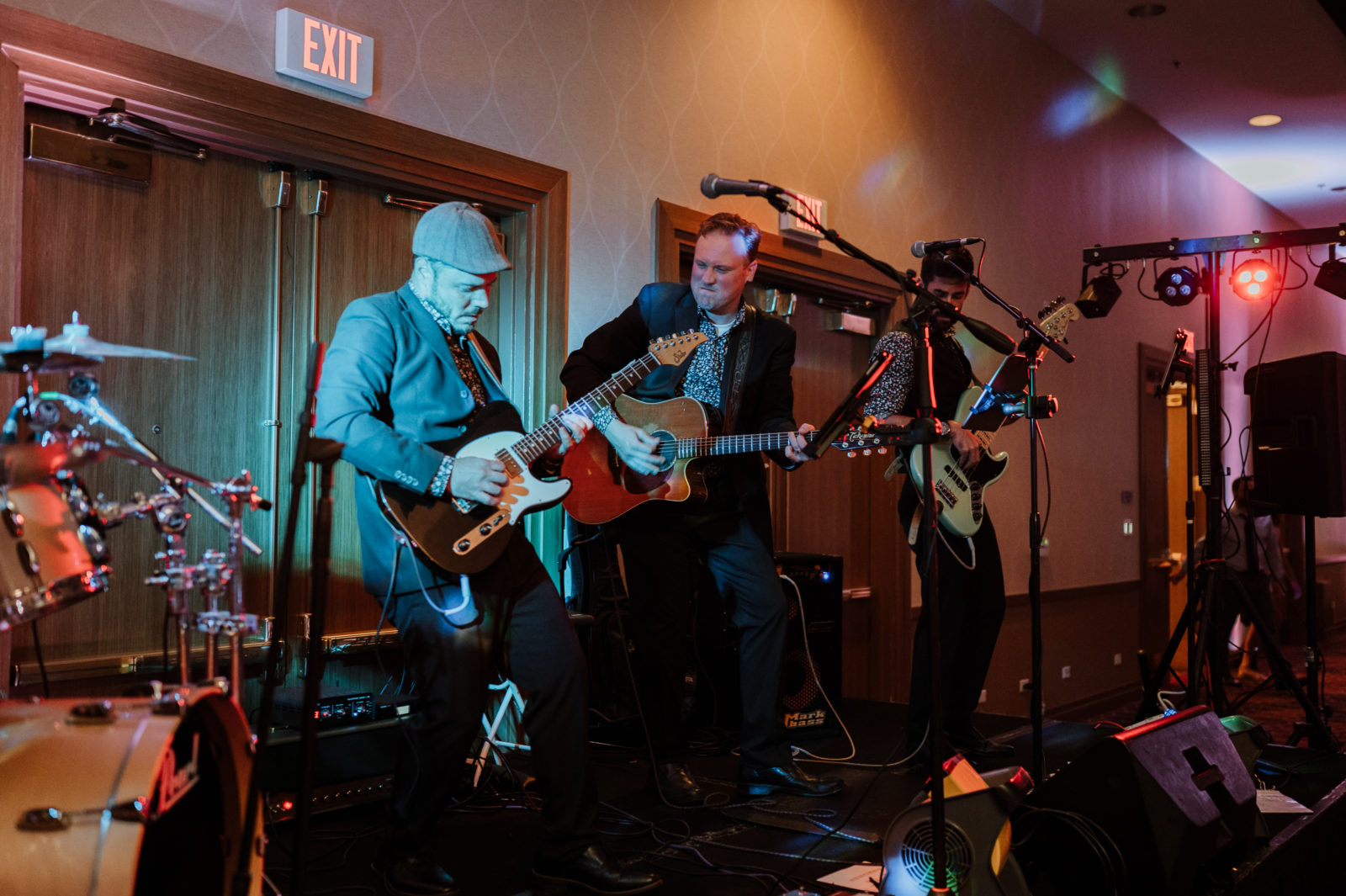 Chicago Marriott Naperville Wedding Venue - Eight Hands Wedding Photography